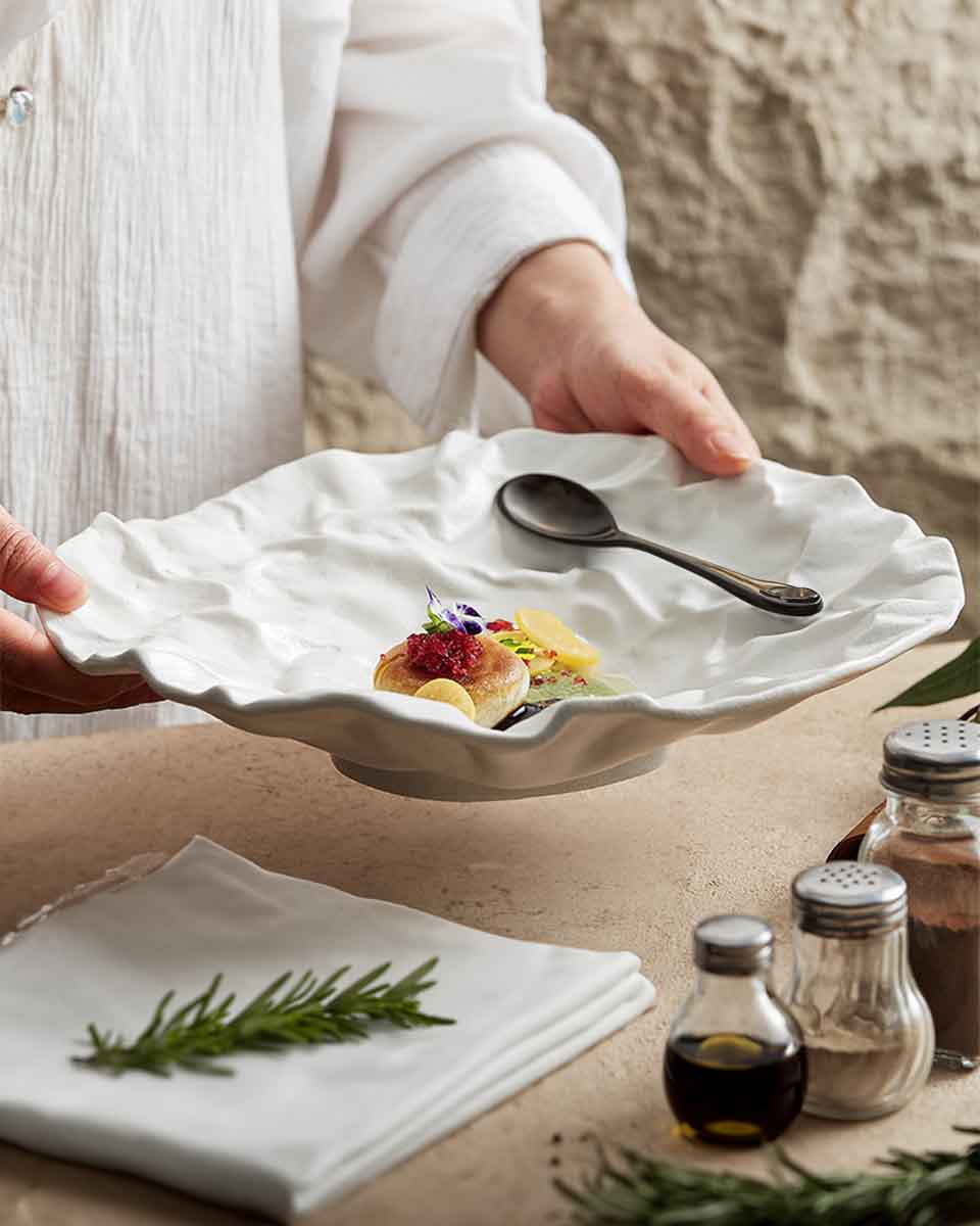Jumeira - Ceramic Petalite Moon Plate – Belmonte Studios